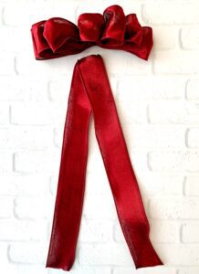 How to Make a Bow for a Wreath with Wired Ribbon! (EASY)